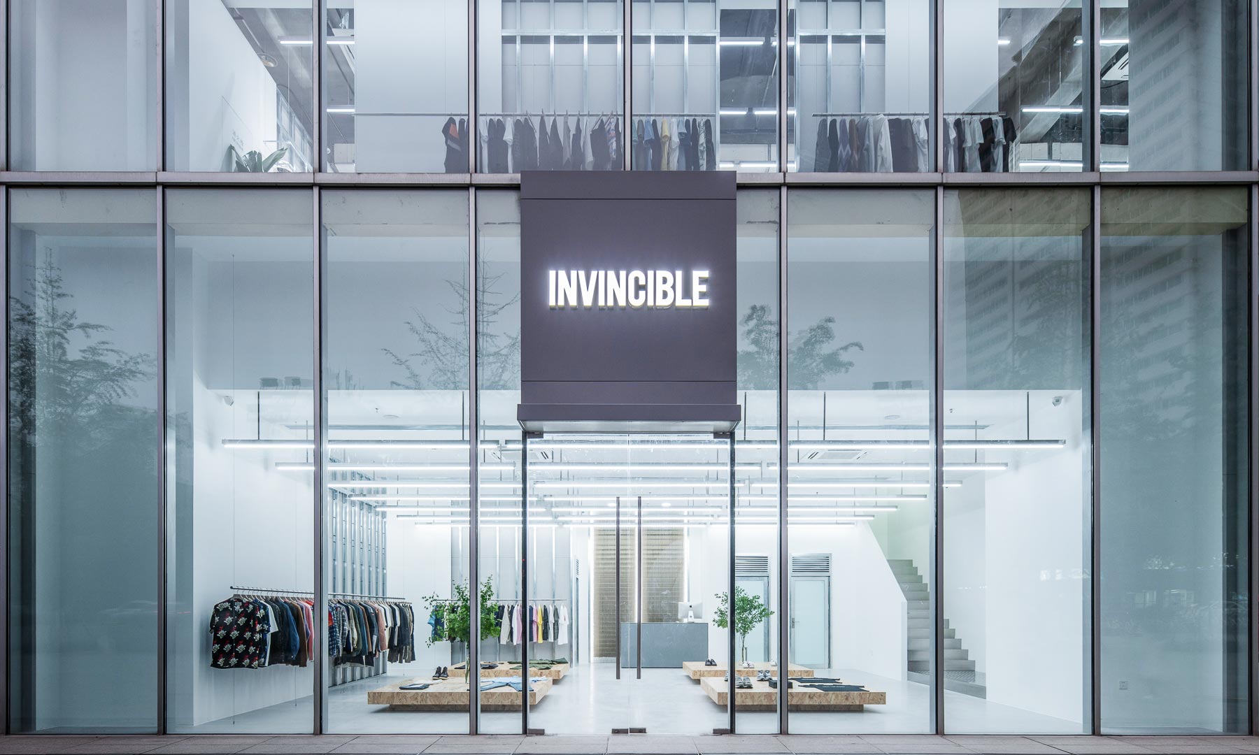 關於 – INVINCIBLE | Official Website